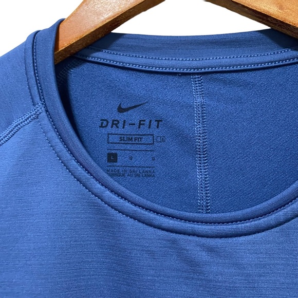 Nike | Shirts | Nike Mens Pro Drifit Slim Fit Training Top Blue Large ...